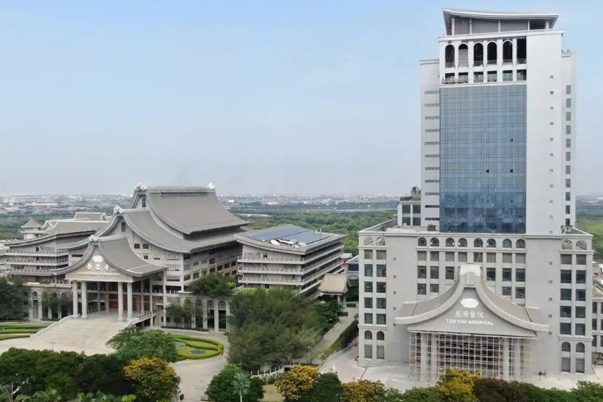 4 Rumah Sakit di PIK, Fasilitas Lengkap & Pelayanan International - Tzu ...